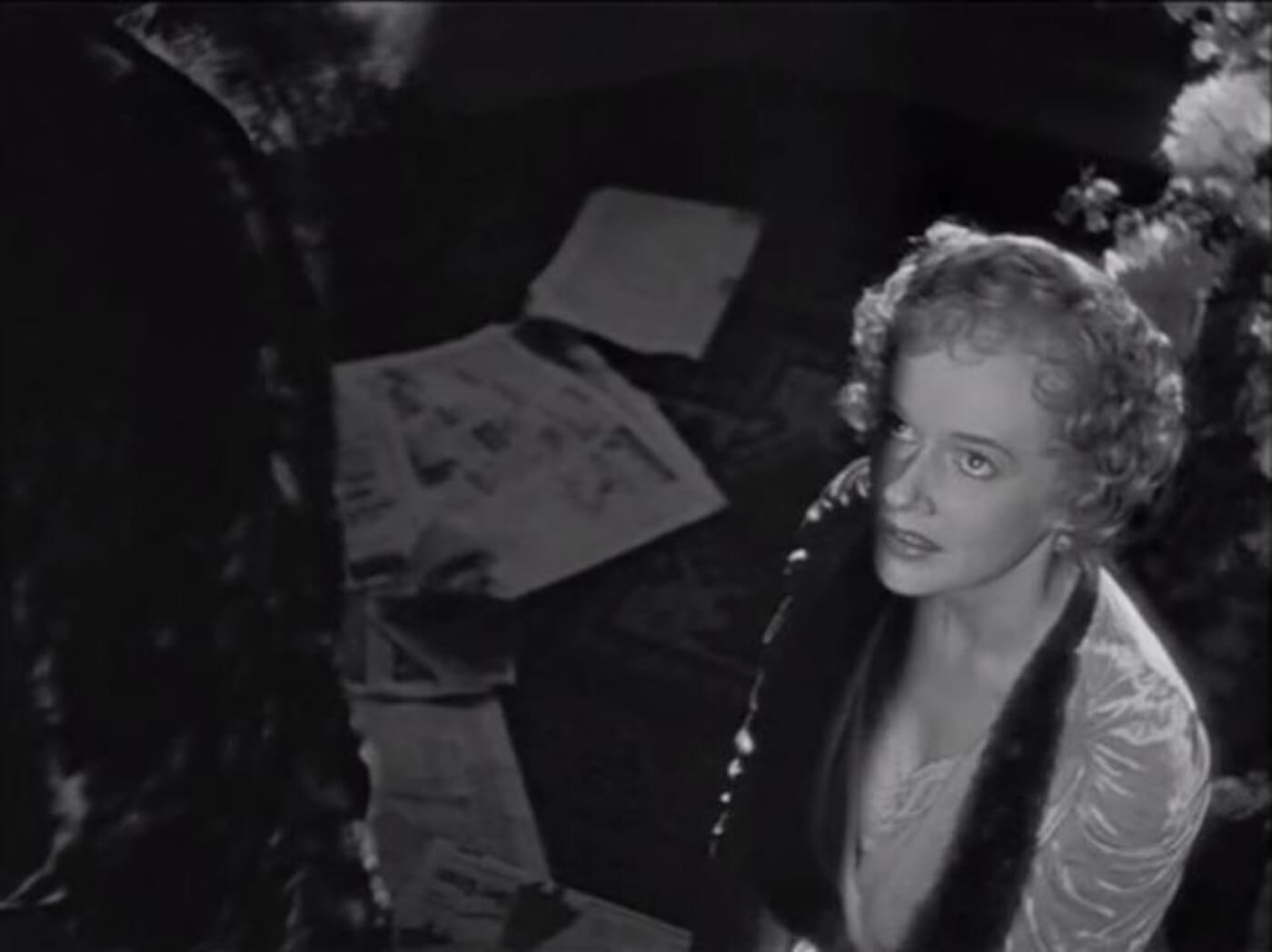 Ultimate Guide to Camera Shots [50+ Types of Shots and Angles in Film]